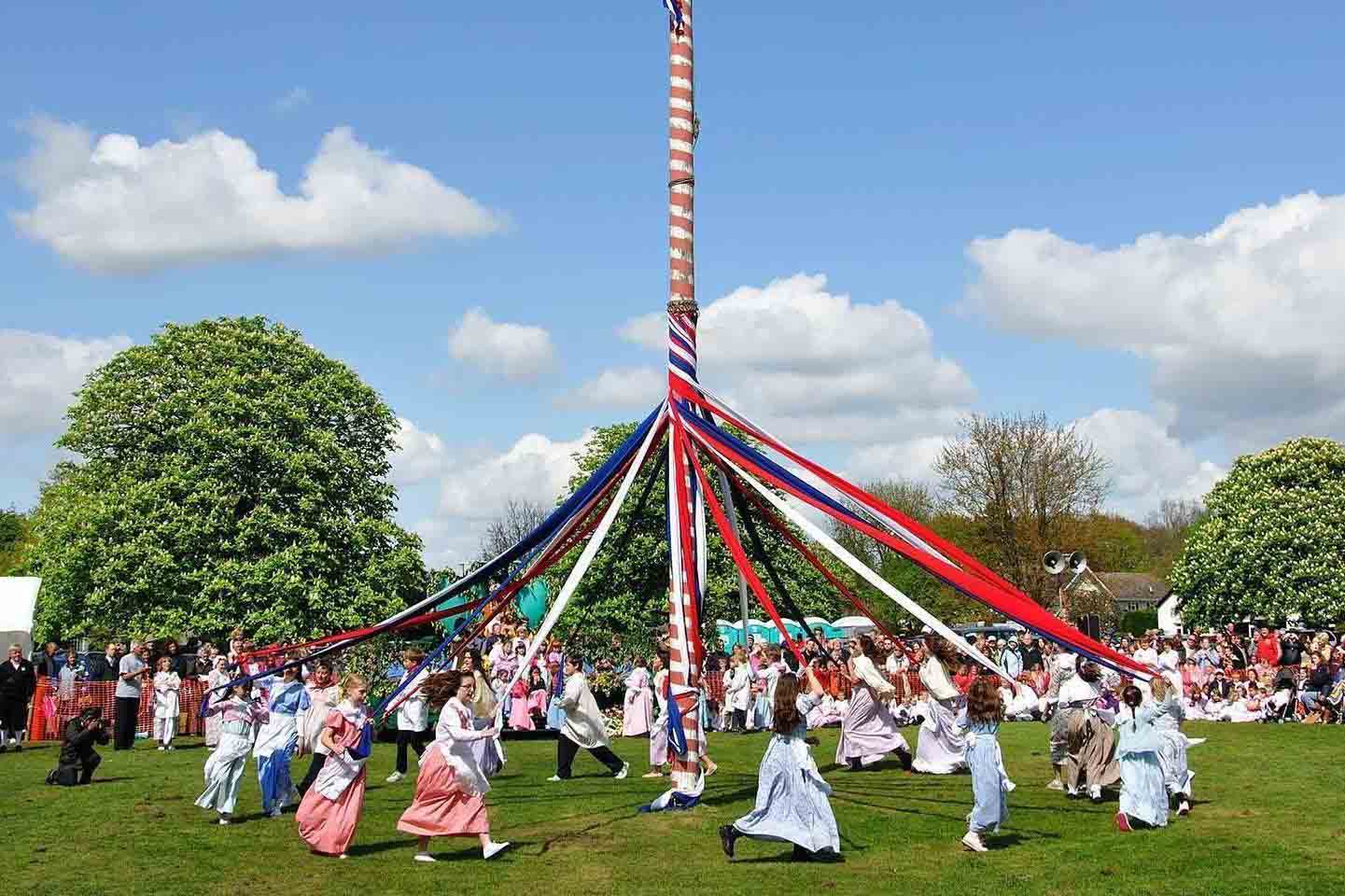 May Day en Reino Unido: descubre el folclore más inglés - Nathalie ...